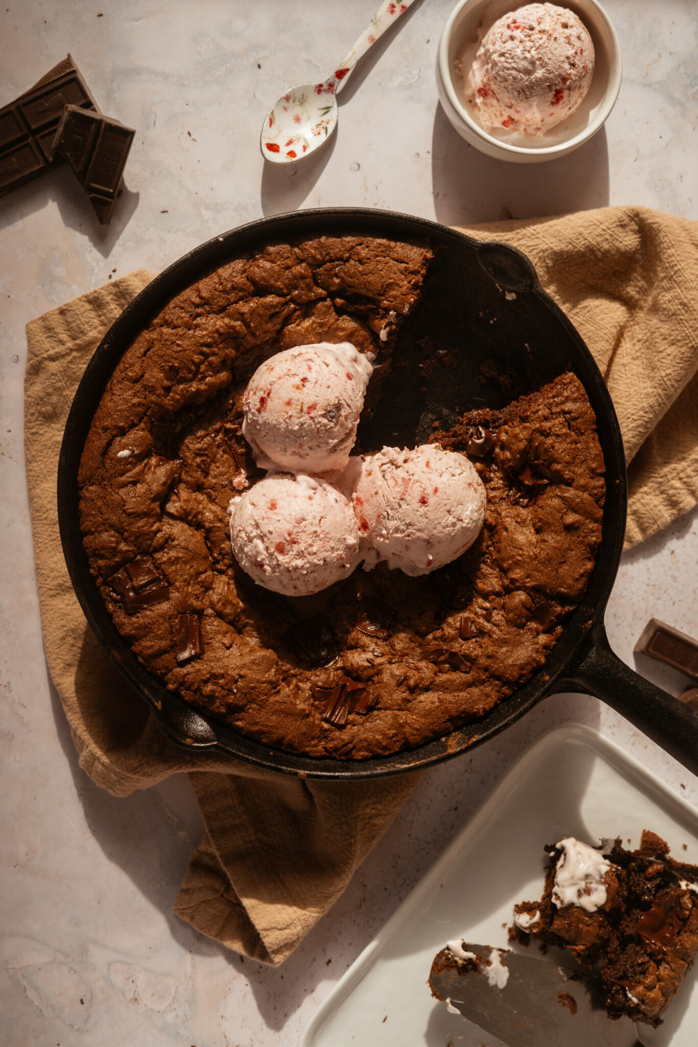 Double Chocolate Skillet Cookie - vagrant appetite