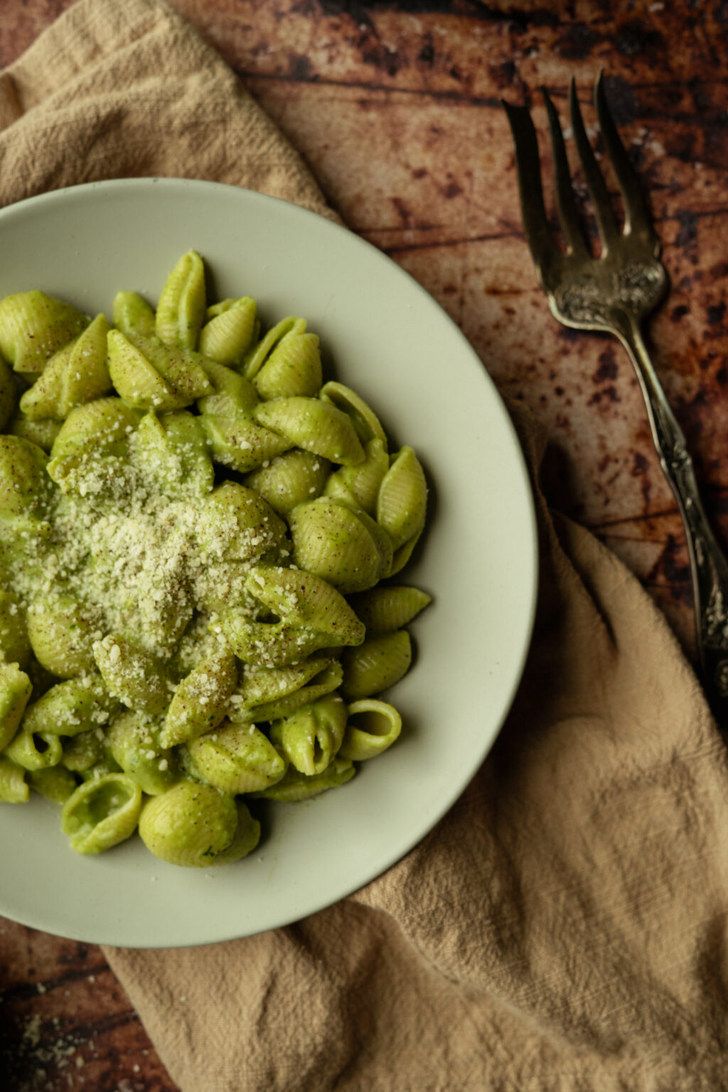 Creamy Avocado Basil Pasta - Vagrant Appetite