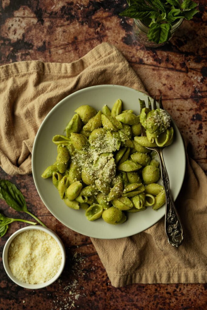 Creamy Avocado Basil Pasta - Vagrant Appetite