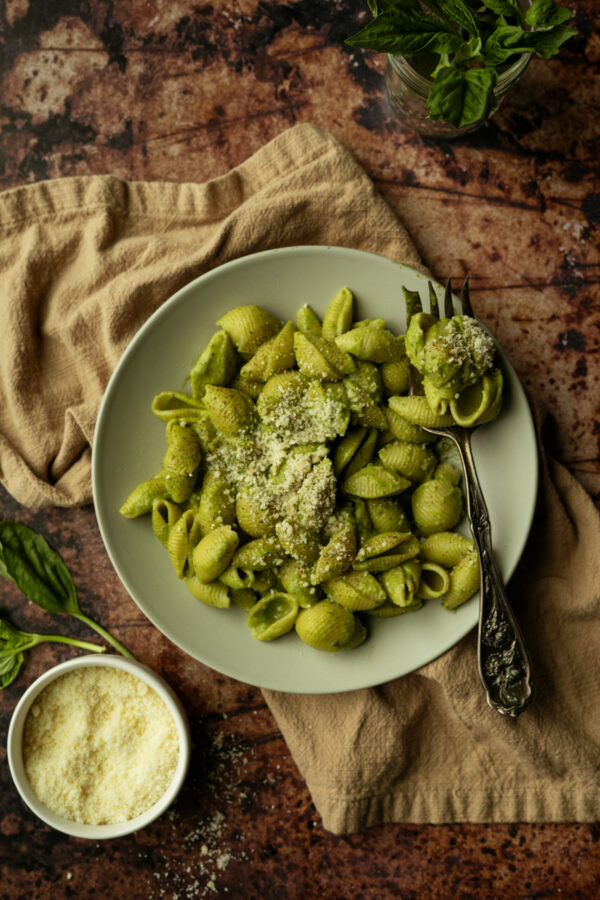 Creamy Avocado Basil Pasta - Vagrant Appetite